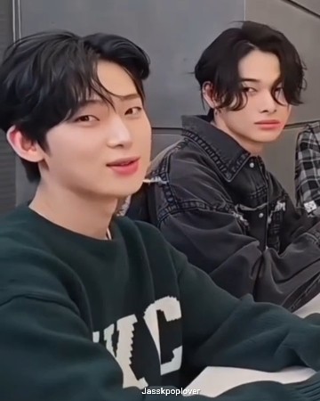 SUNKI 💞 moments ️ #enhypen #sunoo #niki #sunki #friendship #ship 🦊🐤*hug ...