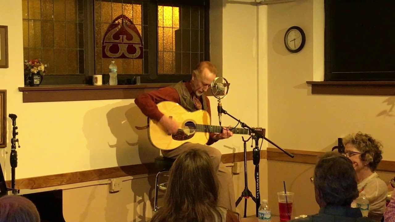 Chris Walz live - YouTube
