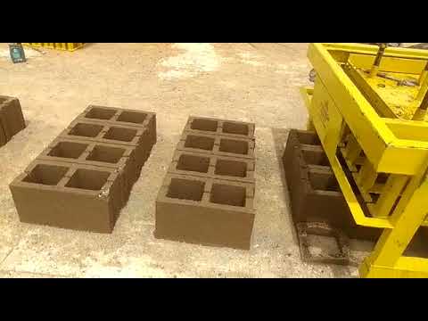 Foretech Machinery FT200 Egg Layer Block Molding Machine Demo - YouTube