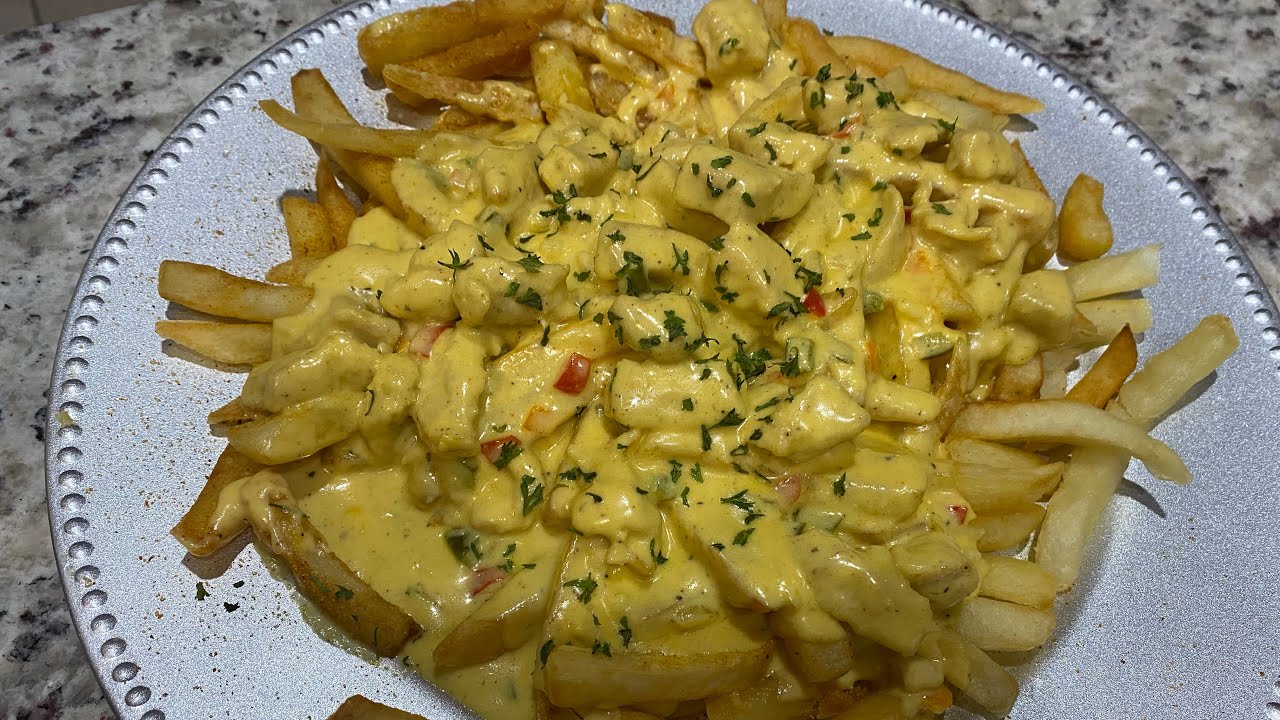 How to make cheesy chicken loaded French fries 🍟🧀 #subscribe - YouTube