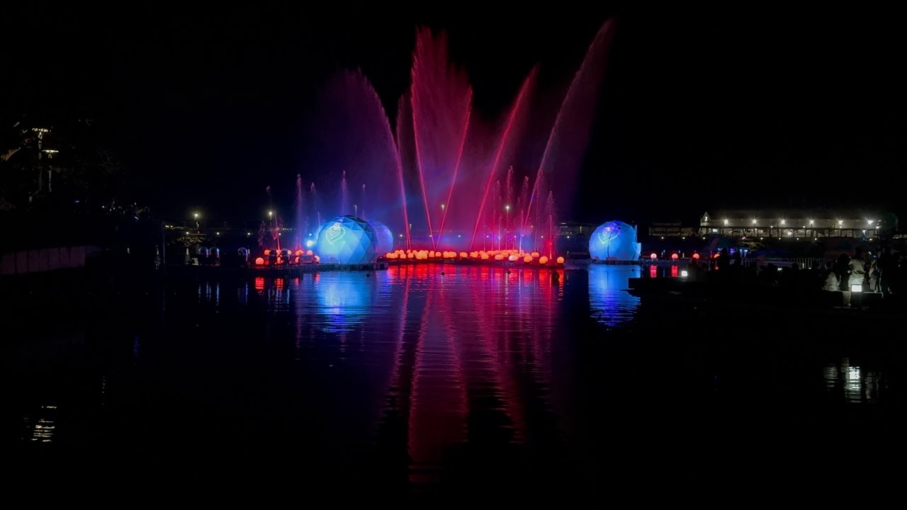 Liquid Light Show in Darwin - YouTube