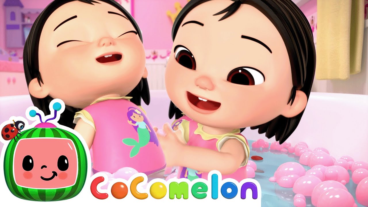 Bath Song with cece| ♛ 👑🎀🩰👙| 💝🌸🌺🌸| Moonbug Kids - Girl Power! - YouTube