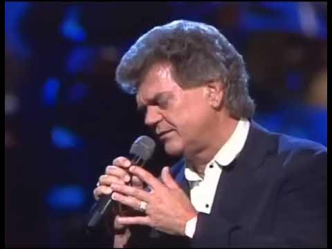 Goodbye Darlin' ️ ~ Conway Twitty: Goodbye Time (LIVE 1988 Living Legend Award) - YouTube