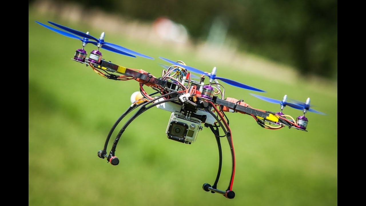 UDI U818A Quadcopter Review | BEST DRONES 2015 - YouTube