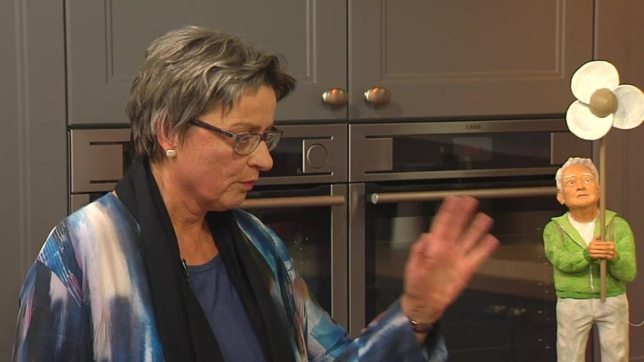 Dr. Angela Eberhard - Tonbildhauerin - Club der Köchinnen - YouTube