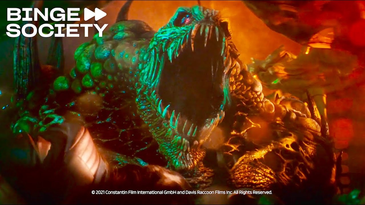 Resident Evil: Welcome to Racoon City: Fighting the Mutant Monster ...