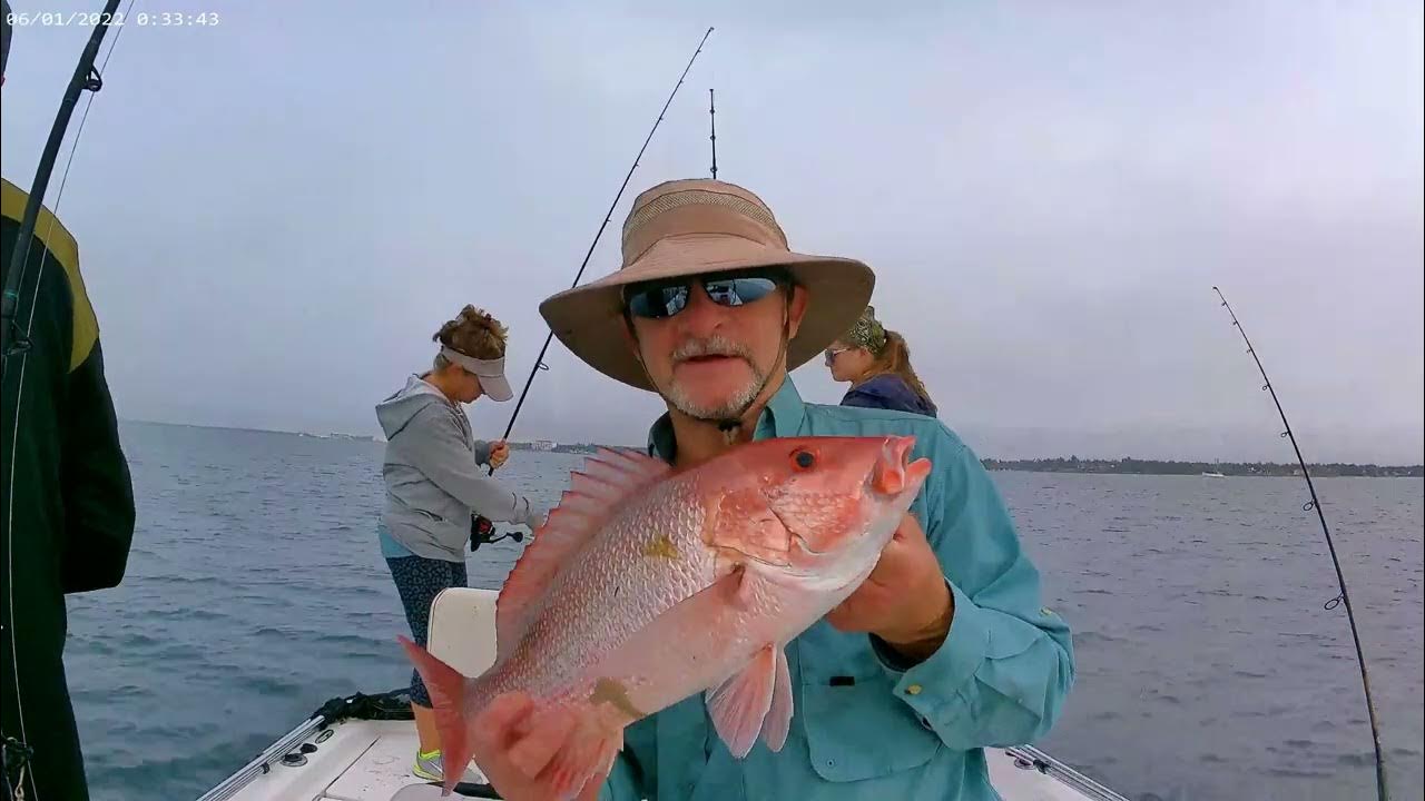 Catching keeper red snapper inshore with Celia, Ryan and Michelle in Panama City on 11-25-22 ...