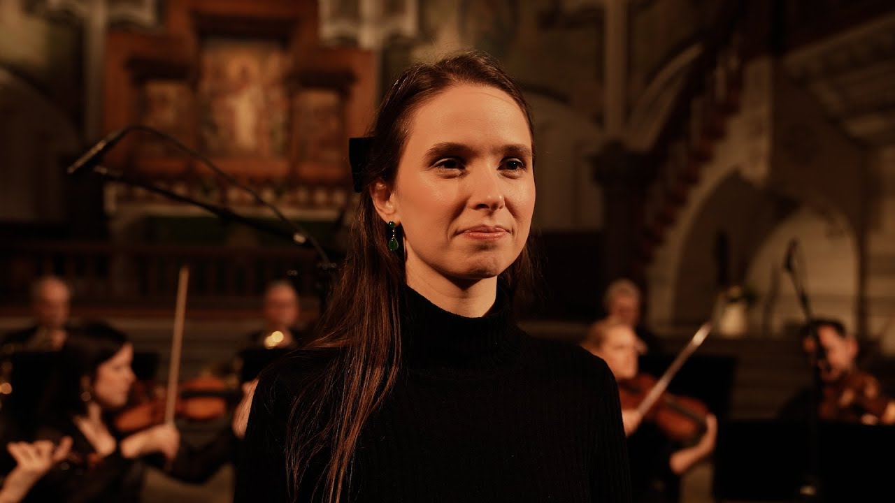 Andra advent: Exsultate, jubilate KV 165: III Alleluja - YouTube