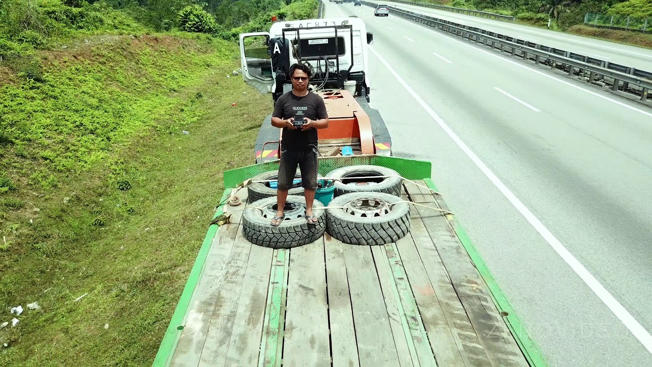 [4K] Drone Footage!!|Pagoh Highway - YouTube