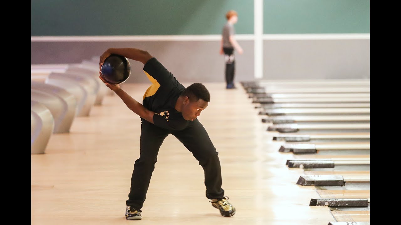 How Philly's best teen bowler got his start - YouTube