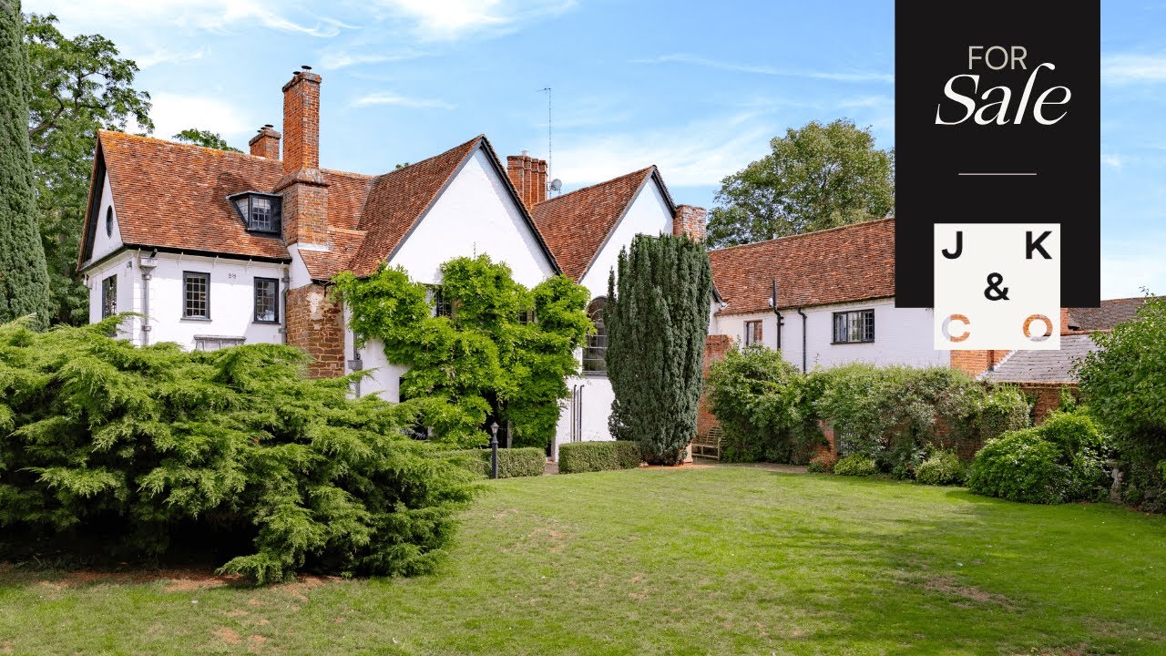 Harlington Manor | Harlington, Bedfordshire - YouTube