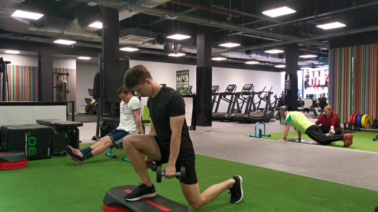 Front Foot Elevated Reverse Lunge - YouTube