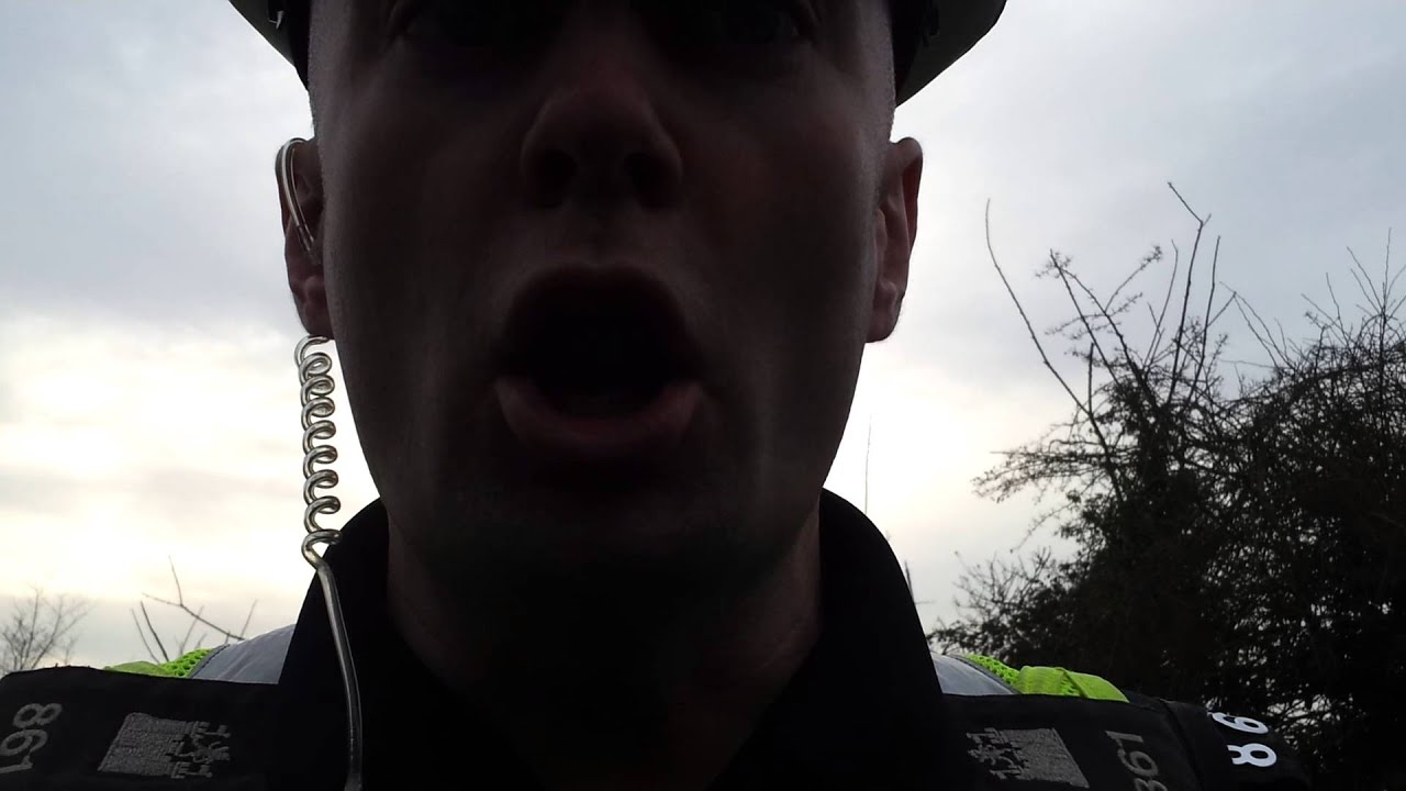 Uk Police . Intimidatory , Aggressive Methods , Bully at Work - YouTube