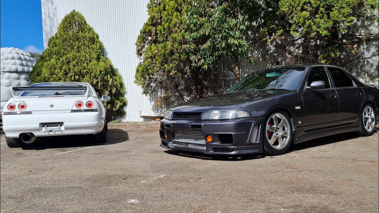 Nissan Skyline R33 Coupe VS R33 IMPUL Sedan RB25DET GTS25T ECR33 - YouTube