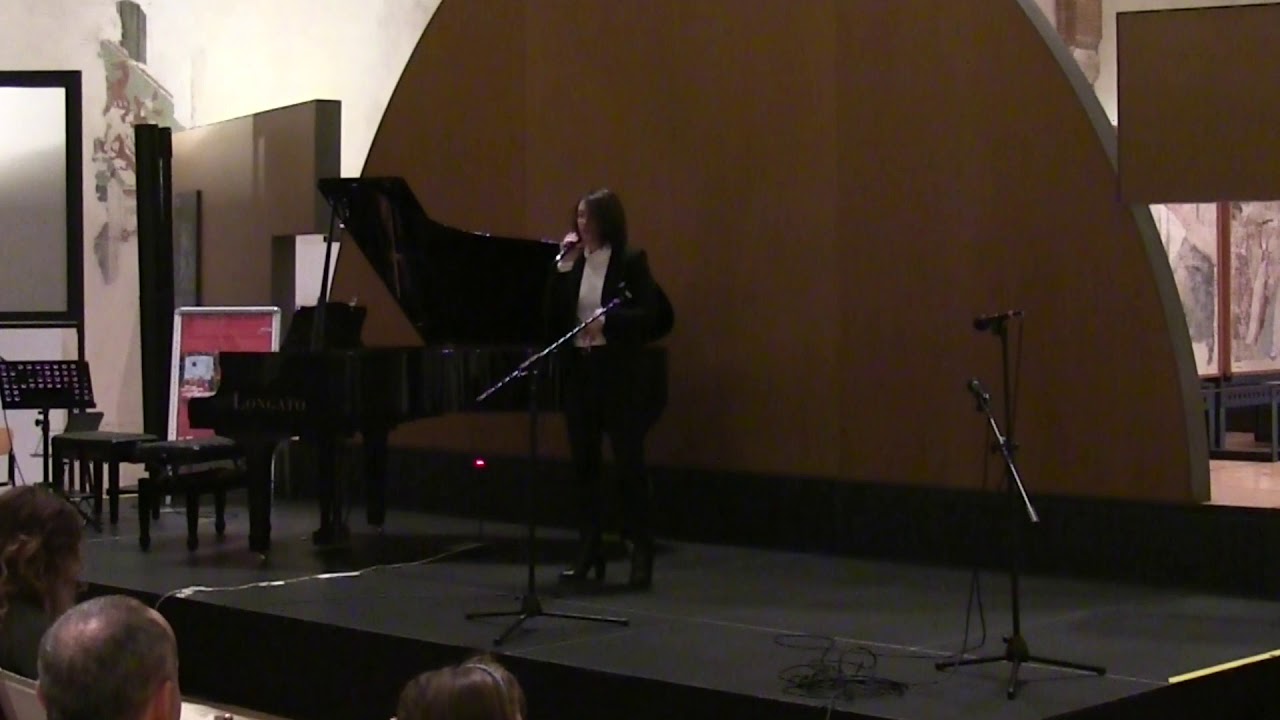 Cora Lucchetta Candy Cane Lane Sia - YouTube