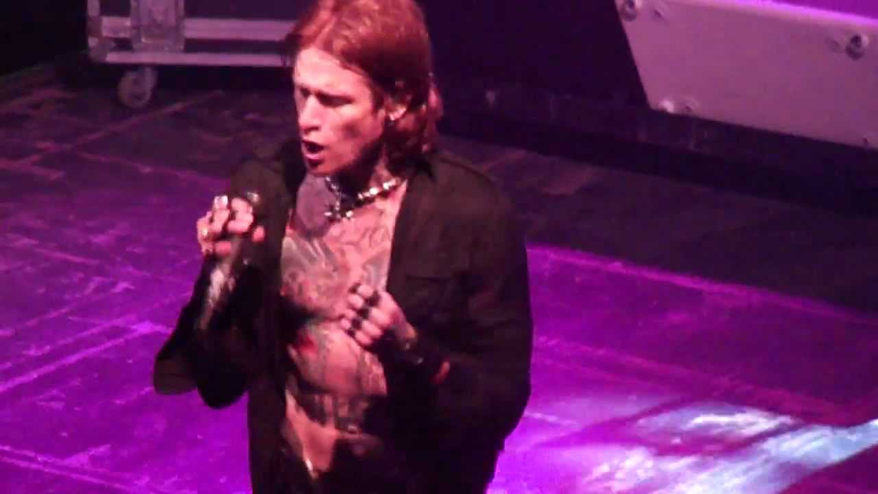 Buckcherry - Dead Again (Winston-Salem 5/16/12) - YouTube