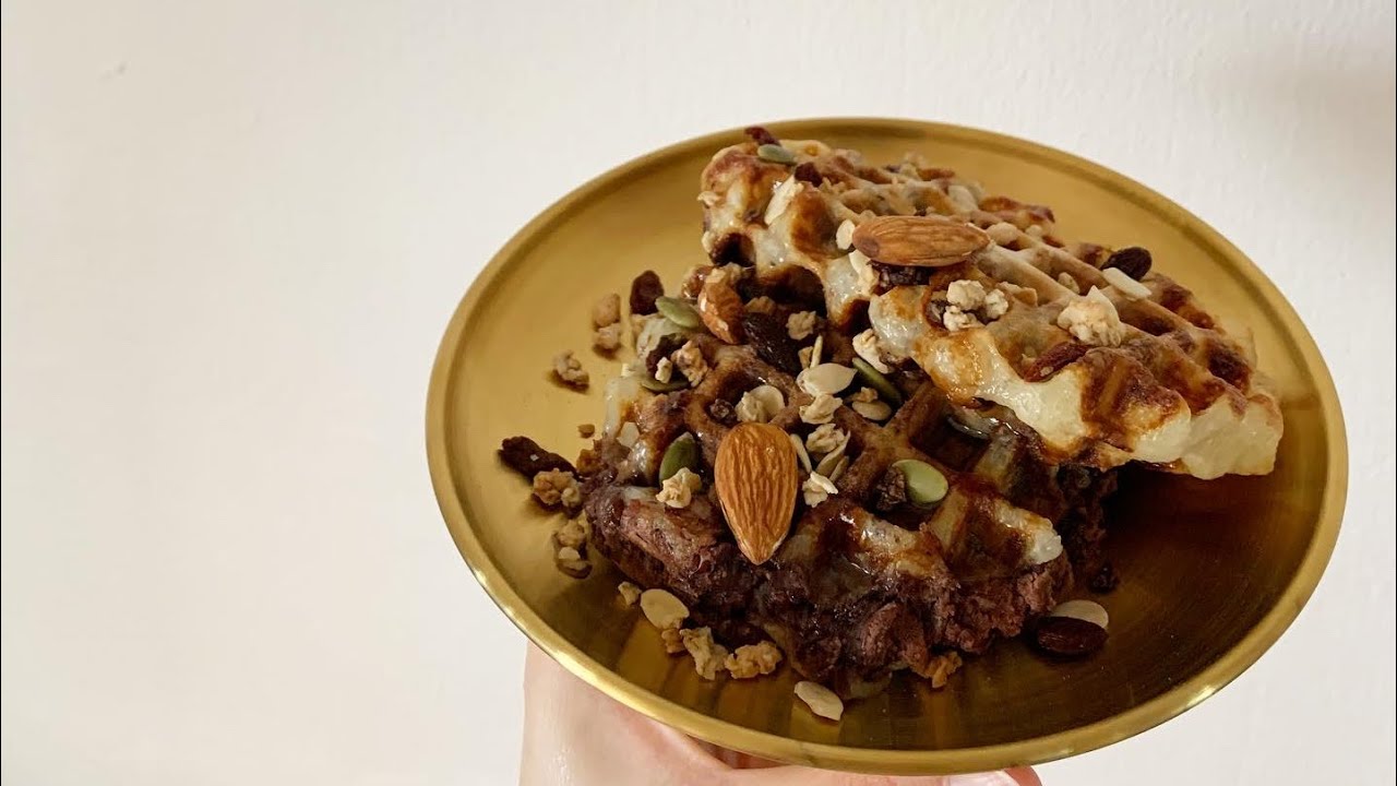 Red Bean Mochi and Mochi Waffles 찹쌀떡과 찹쌀와플을 만들기 (ENG/한) - YouTube