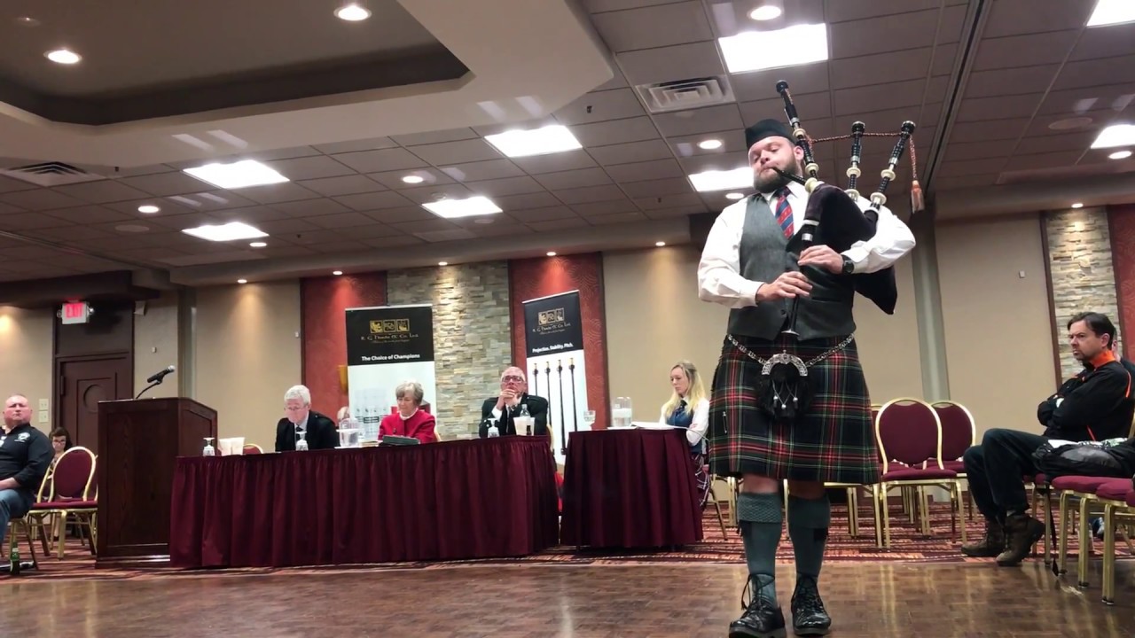 09 Dan Lyden piobaireachd at 2017 Metro Cup - YouTube