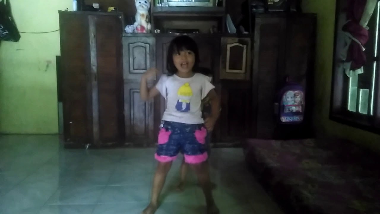 Keseruan Kakak Adik Youtube
