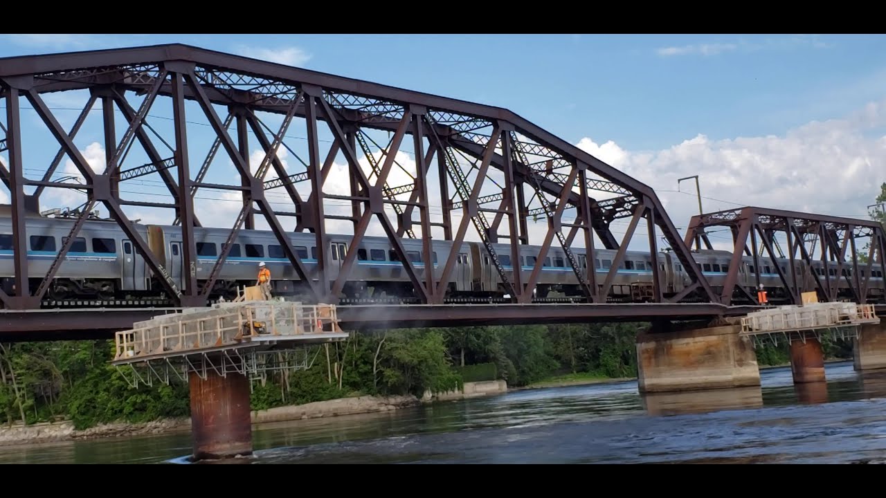TRAINS Last Clear View of Electric MR90 Trains at Des Prairie River ...
