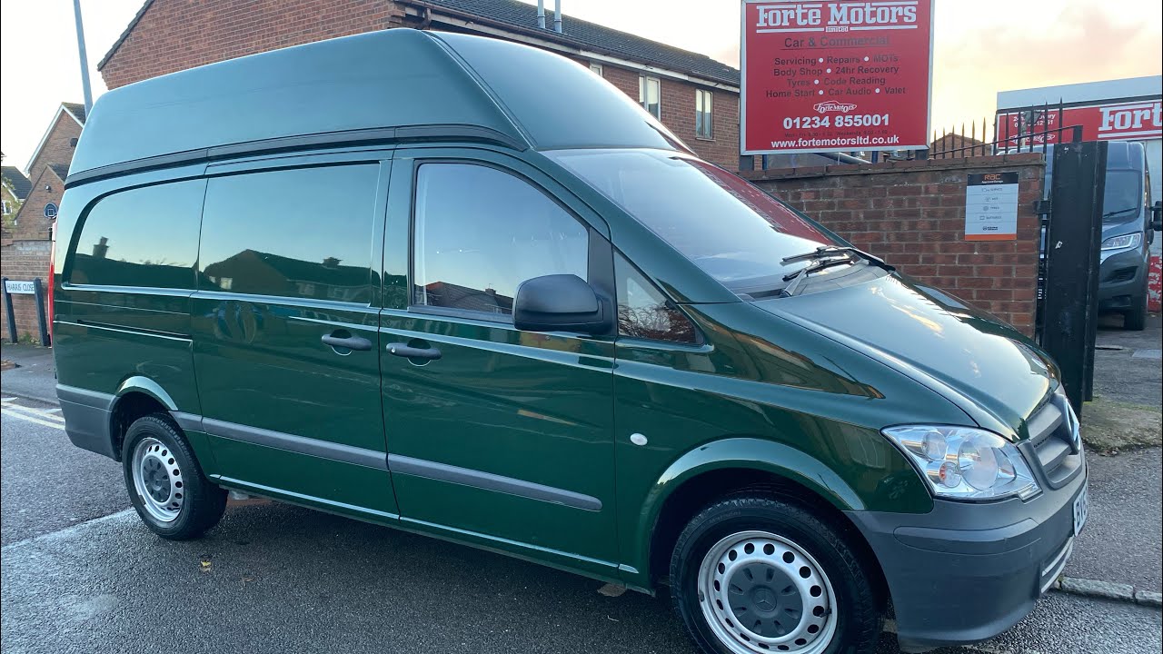 Mercedes-Benz Vito 2.1 113CDI Compact Panel Van SWB 29k FSH - YouTube