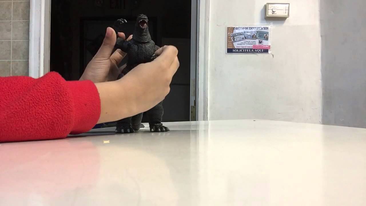 Godzilla's victory dance - YouTube