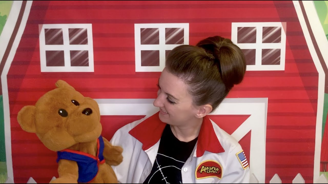 Awana Cubbies Puppet Show - AppleSeed Bear Hug 10 - YouTube
