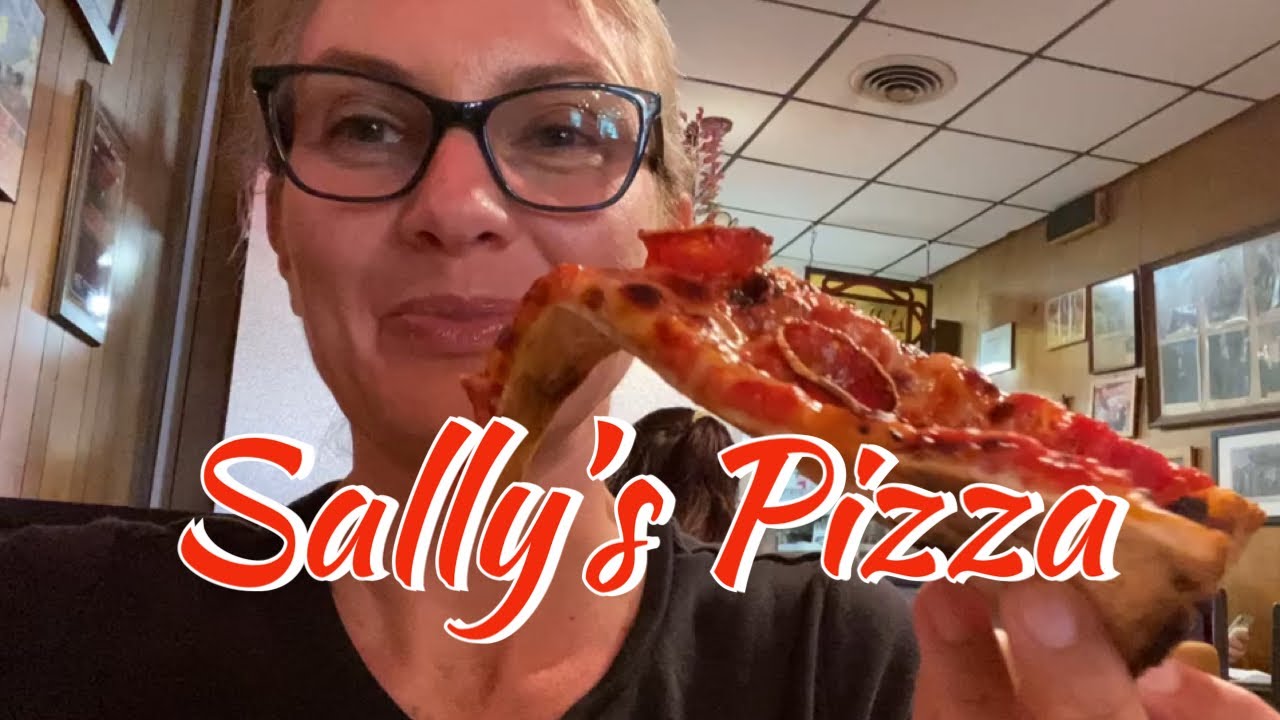 Sallys Apizza Vs Modern Pizza New Haven Apizza Youtube
