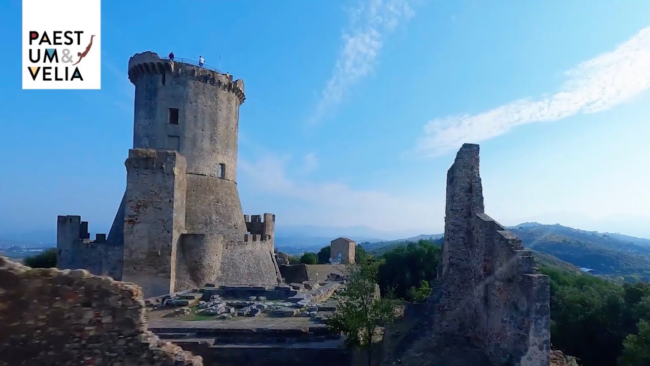 Velia in volo - YouTube