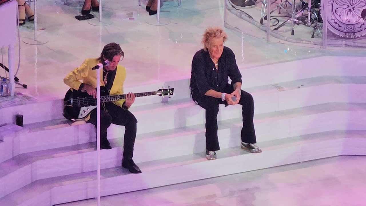 ROD STEWART "The Encore Shows" / LAS VEGAS RESIDENCY / The First Cut Is ...