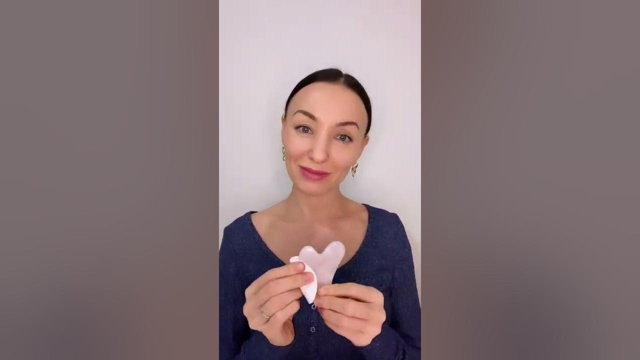 Как пользоваться скребком ГУАША?#shots - YouTube