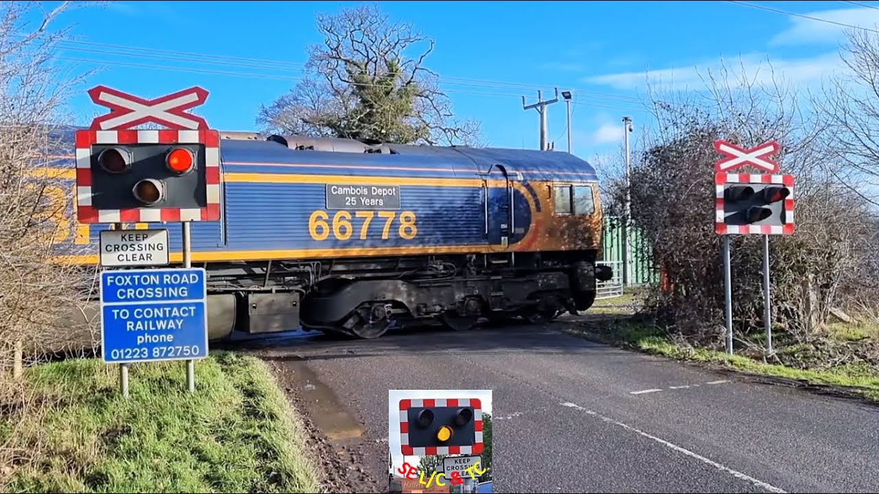 Foxton Road Level Crossing, Cambridgeshire - YouTube