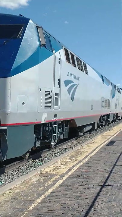 #amtrak #train #p42 - YouTube