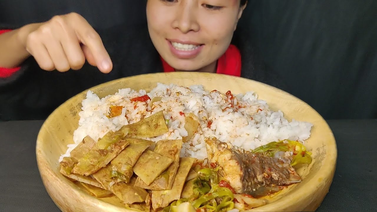 Smelly but very good to eat|stink beans|fish curry eating|bitter beans ...