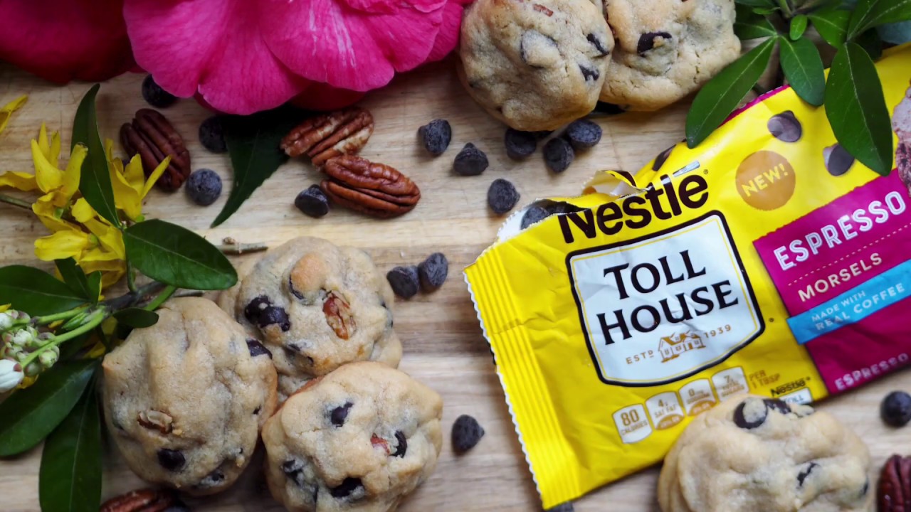 The Best Loaded Chocolate Chunk Cookies - YouTube