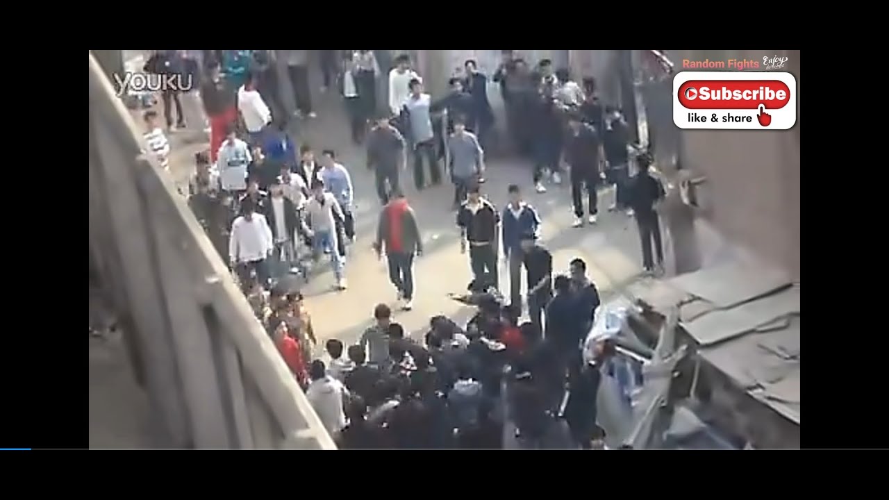 Street Fight: Gang Fight In China (Massive Turnout) - YouTube