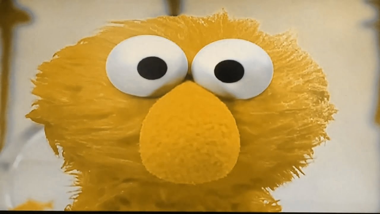 MCCreeperX21 - Yellow Elmo - YouTube