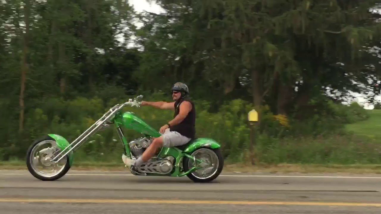 Bourget Dragon Chopper drive by - YouTube