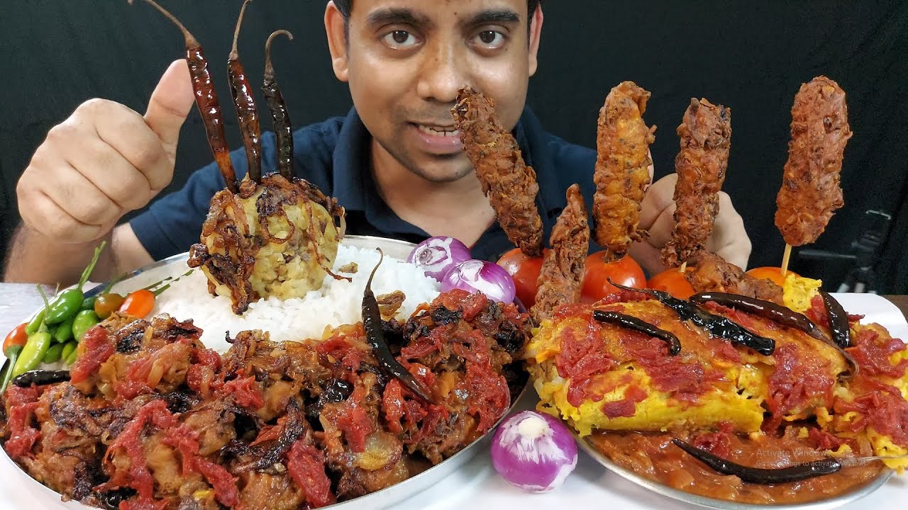 Very Very Spicy Chili Eating Challenge - YouTube