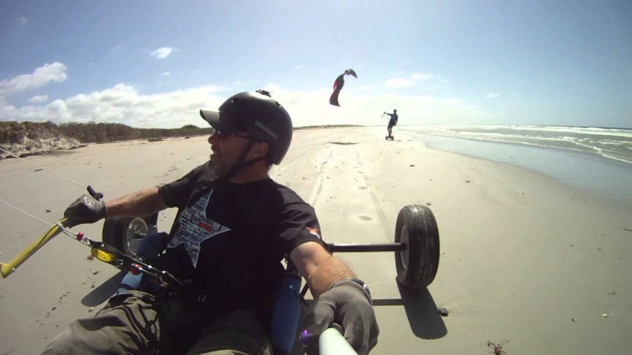 Nasa Star 2 kites - YouTube