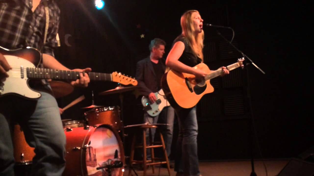 Zoe Muth & the Lost High Rollers - Hard Luck Love (2014) - YouTube
