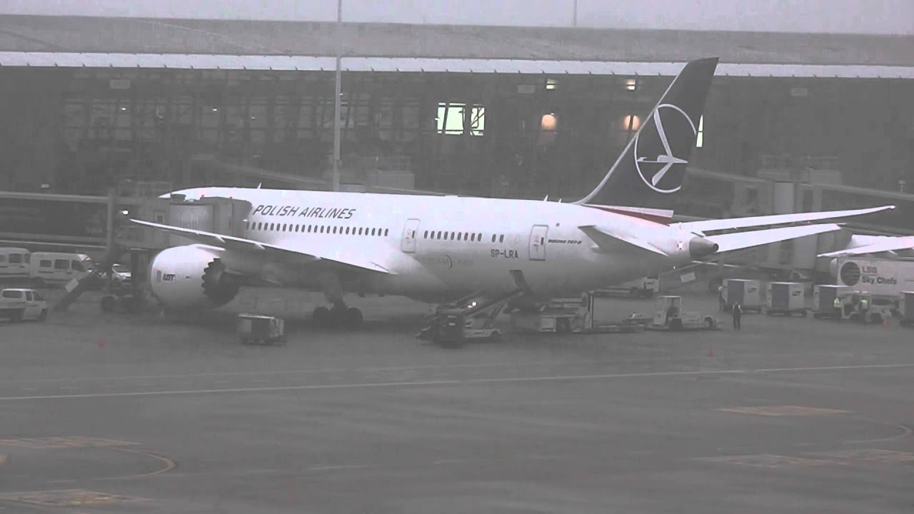 LOT 787-8 at Brussels Airport | Landing-Gate-Takeoff - YouTube