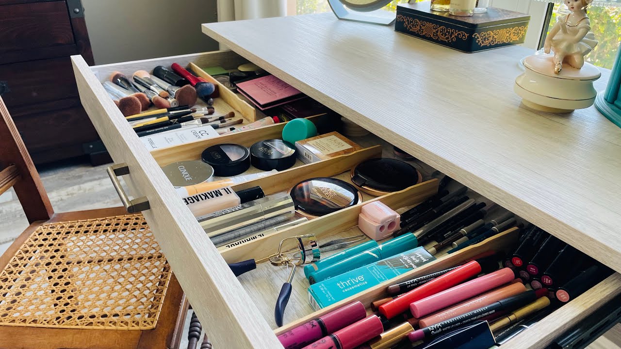 Rummaging through my Makeup Drawer! (ASMR) - YouTube