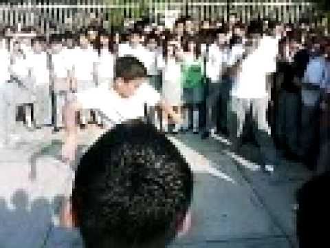 Tecktonik en la secundaria enrique corona morfin T.M. colima - YouTube
