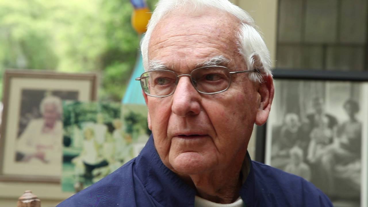 George Weyerhaeuser Jr. & Museum of Glass - YouTube