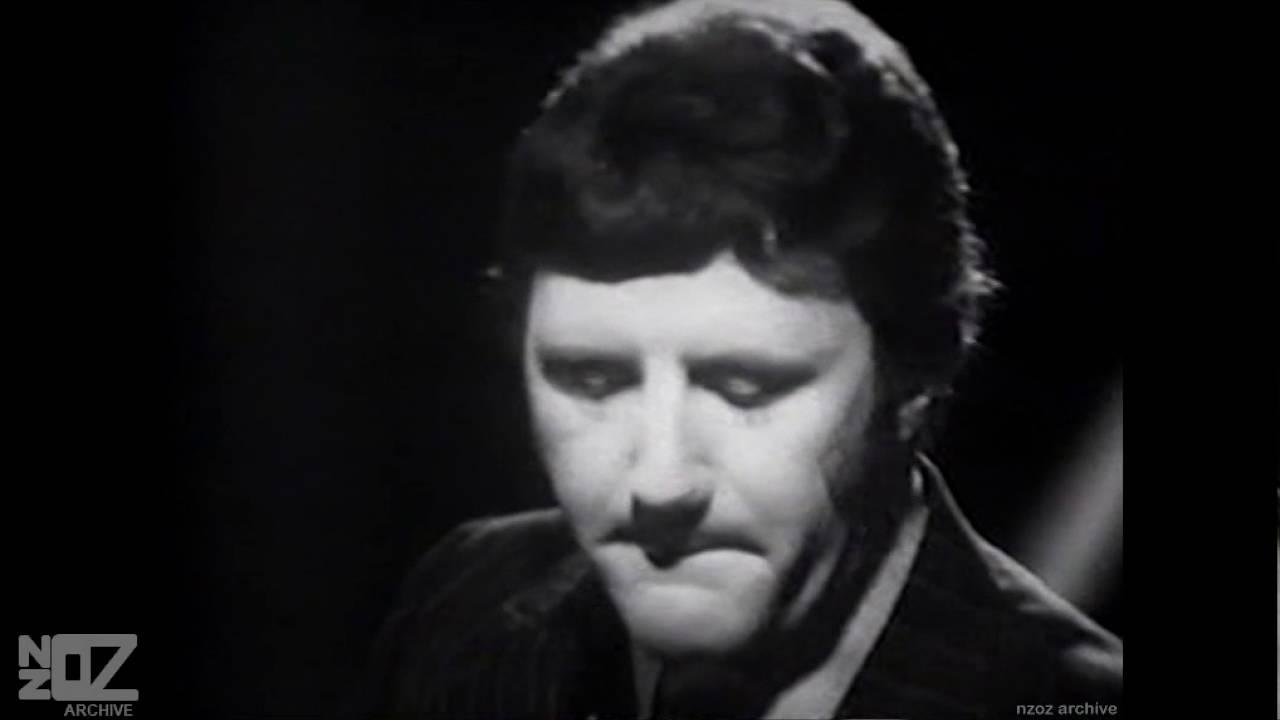Johnny Chester - Glory Glory (1971) - YouTube