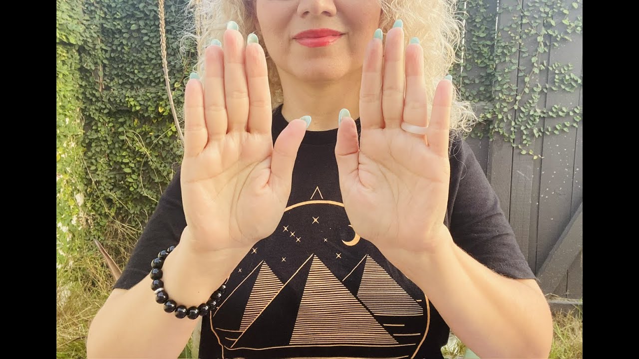 Reiki for Protection Against Energy Vampires 🧛‍♂️🧛‍♀️ - YouTube