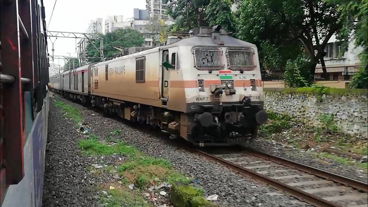 Hingoli-CSMT Jan Shatabdi Express skips Matunga - YouTube