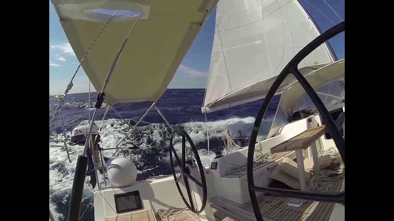 xp44 +20knt Wind/ 9-12knt Speed - YouTube