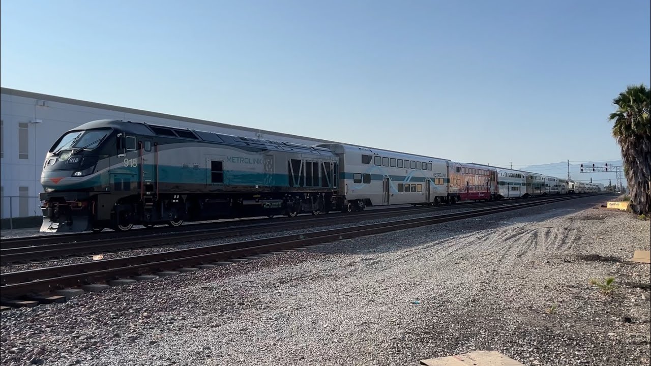 7/25/24: M606 Doubleset passes Lakeland Road - YouTube